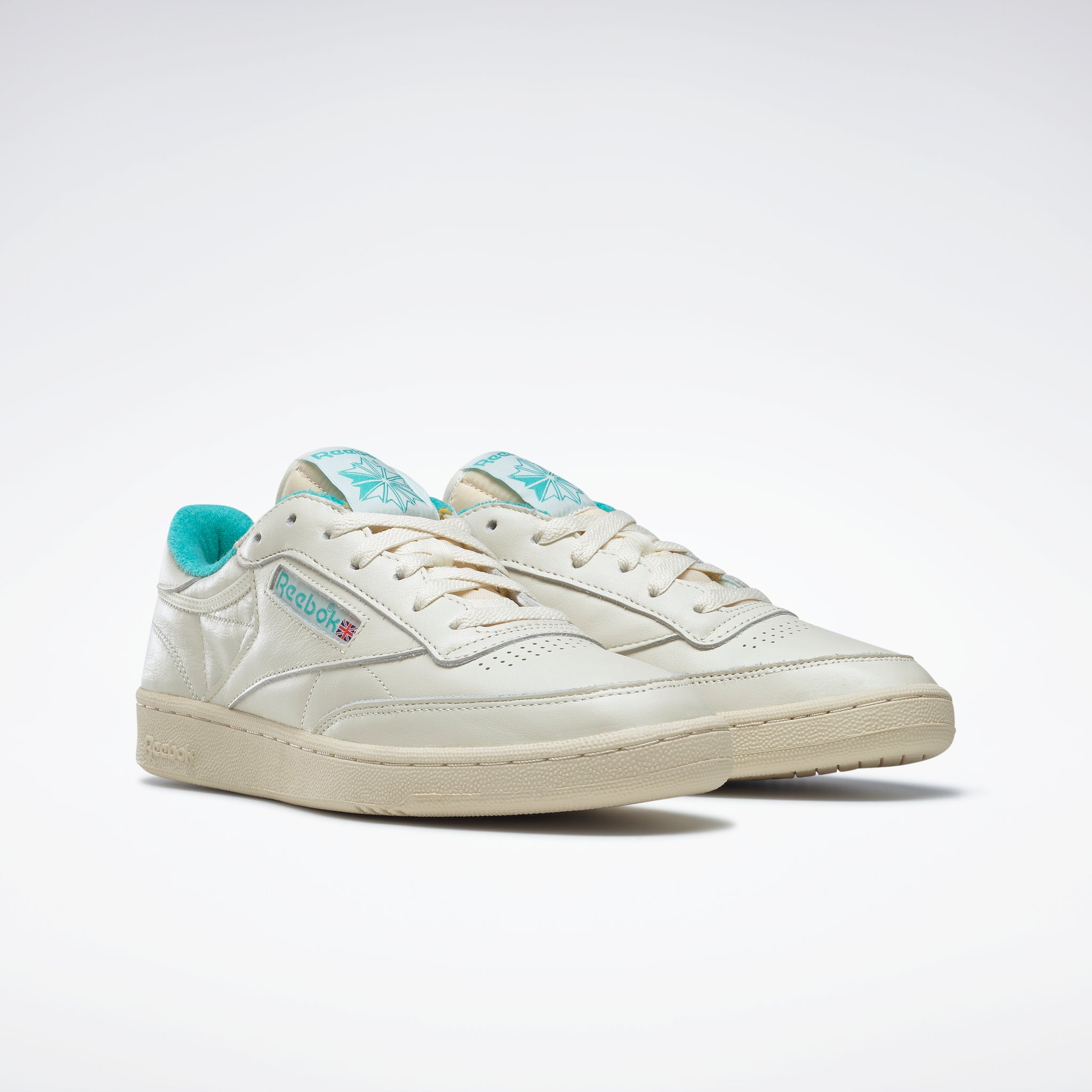 Reebok Footwear Men Club C 1985 Tv Vincha/Papwht/Clatea – Reebok Canada