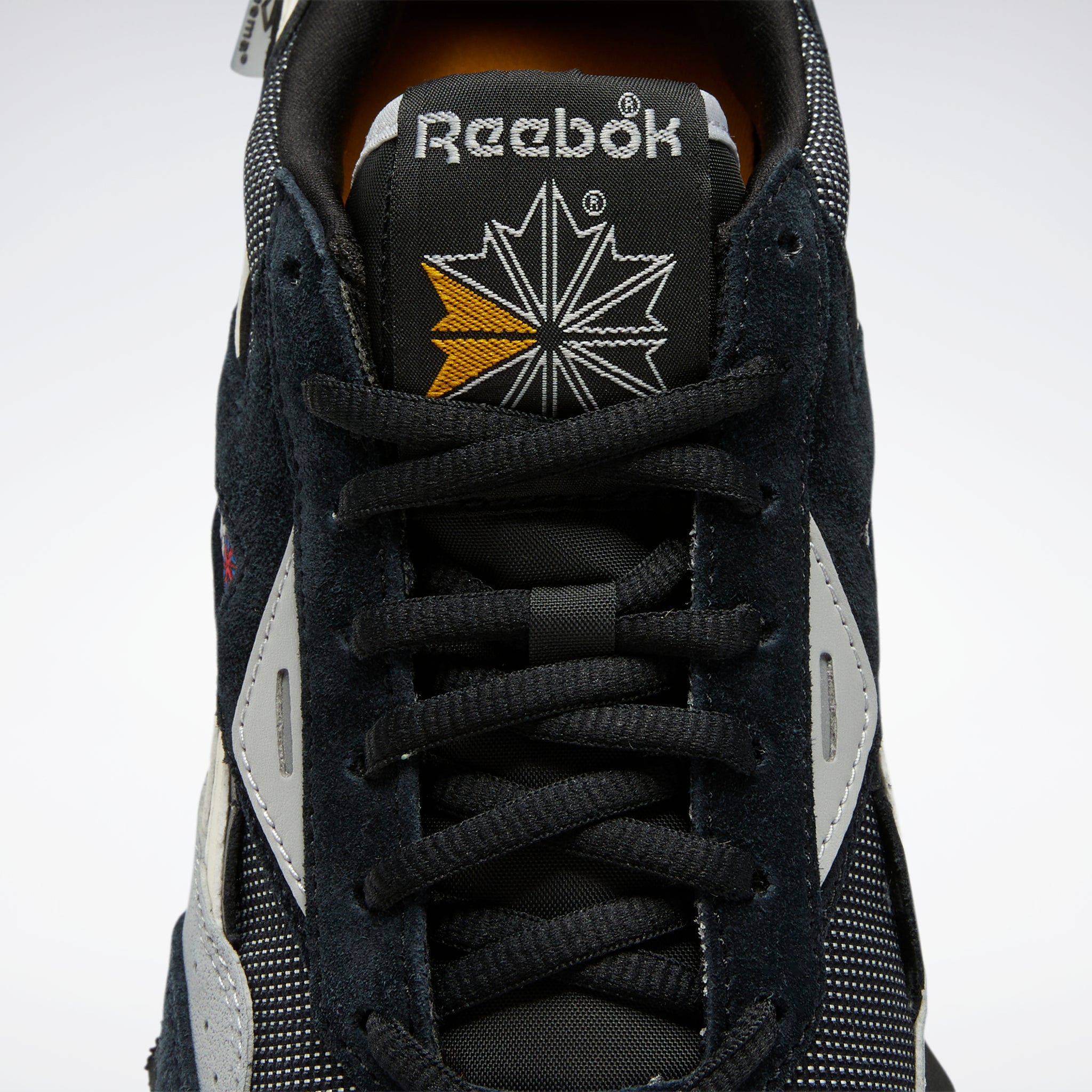 Reebok Footwear Men Lx2200 Shoes Cblack/Clawht/Pugry3 – Reebok Canada